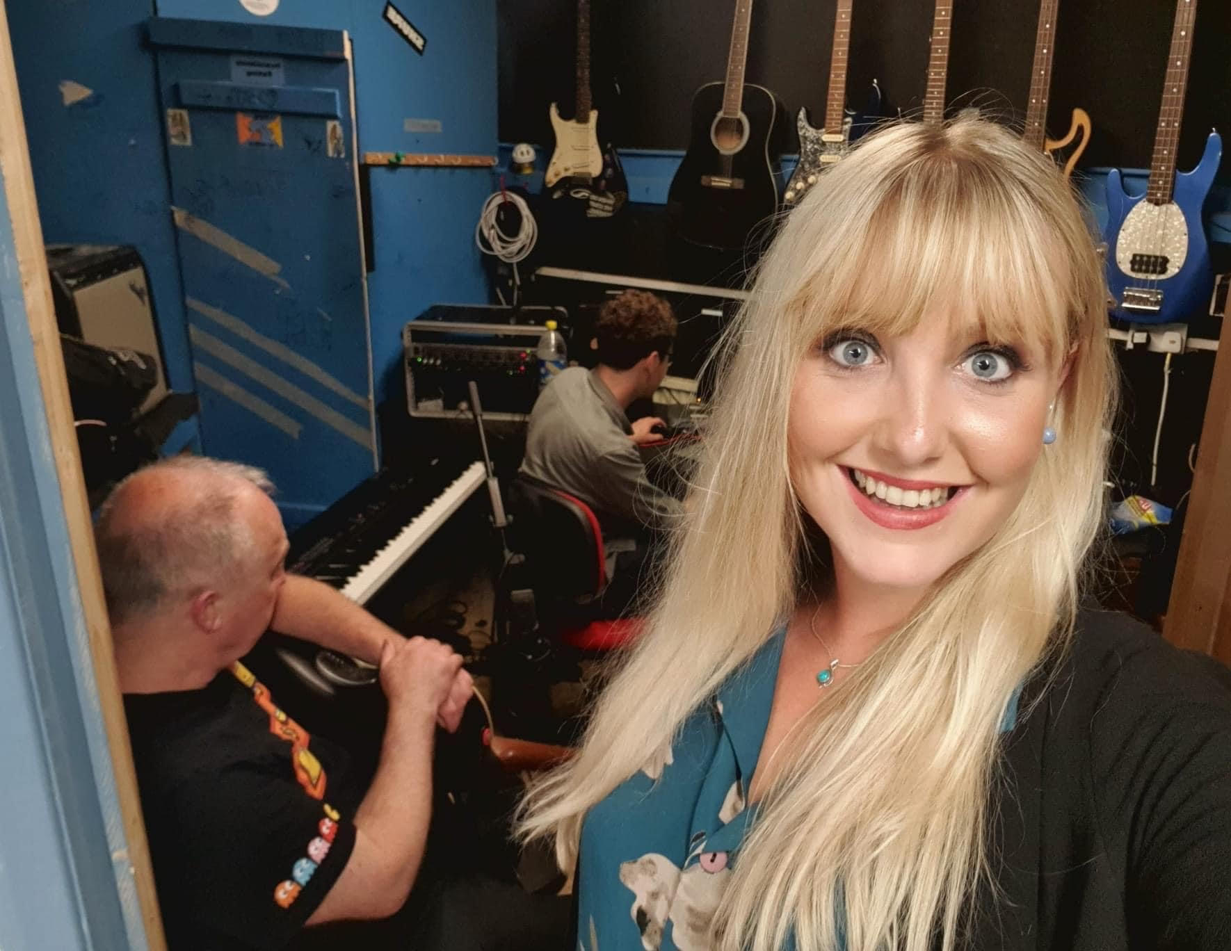 Joel Beswick's Instagram, Twitter & Facebook on IDCrawl